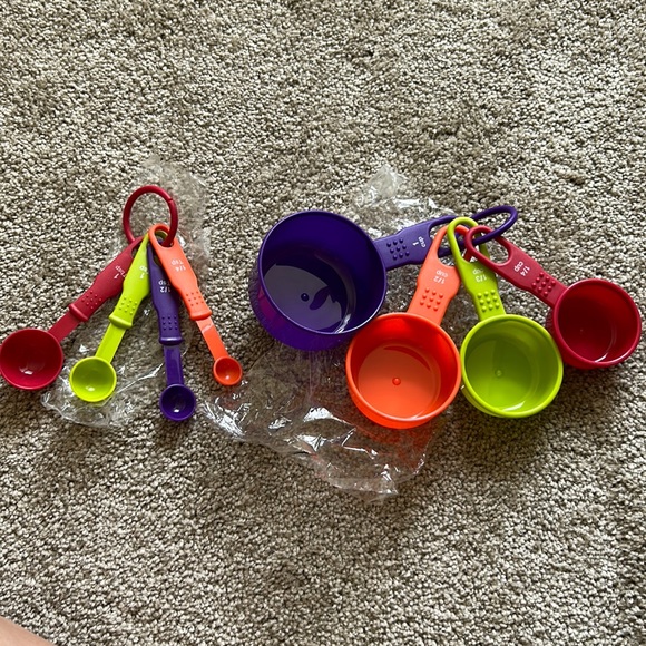 Kitchen | Measuring Cups And Spoons | Poshmark